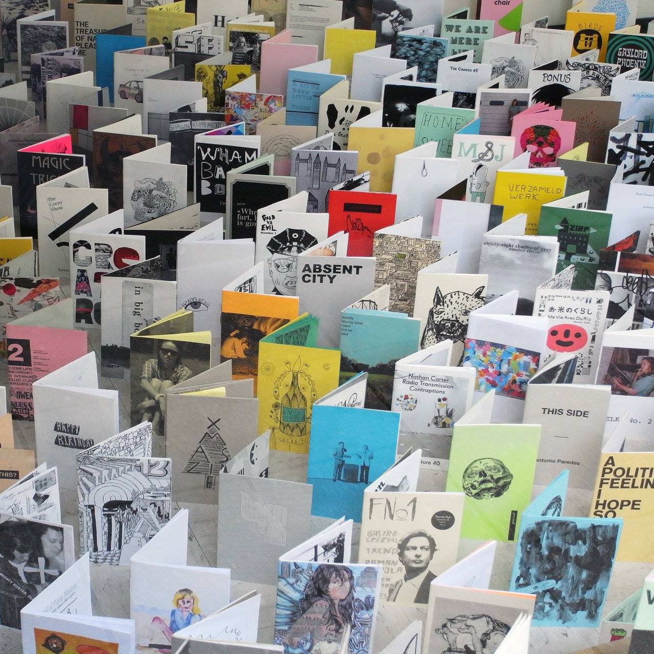 MATERIAL. Nieves Zine Archive